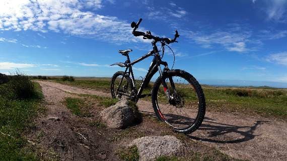 Okehampton man Chris Hodgson to take on poignant JOGLE cycle challenge ...