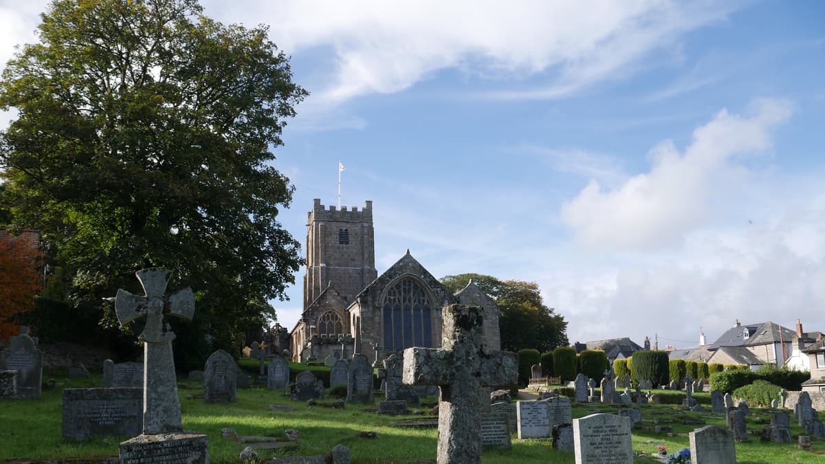 Calling all churchyards: Devon CPRE’s annual Best Churchyard ...