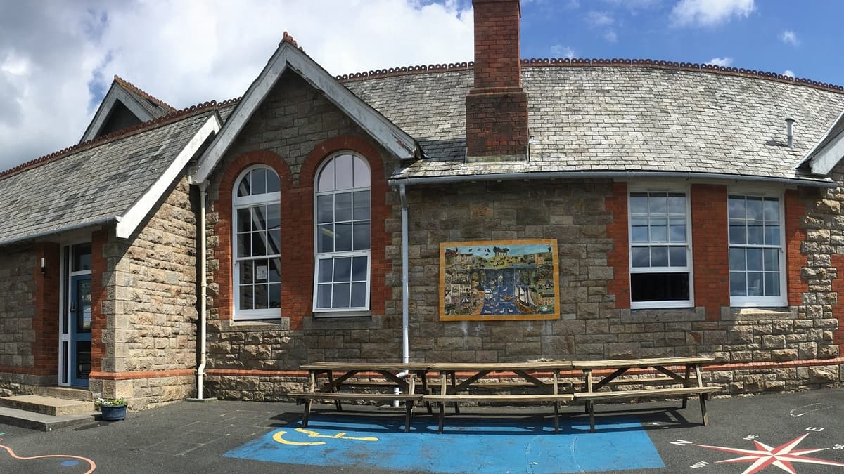 School fitting CCTV after repeat vandal attacks | okehampton-today.co.uk