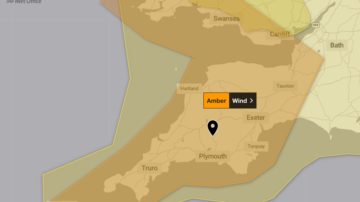 Amber weather warning issued by the Met Office as Storm Darragh hits ...